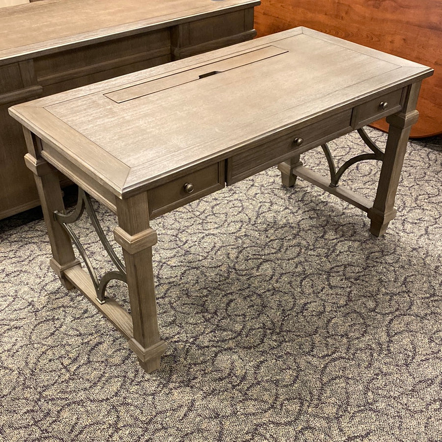 Desks – Office Furniture Factory