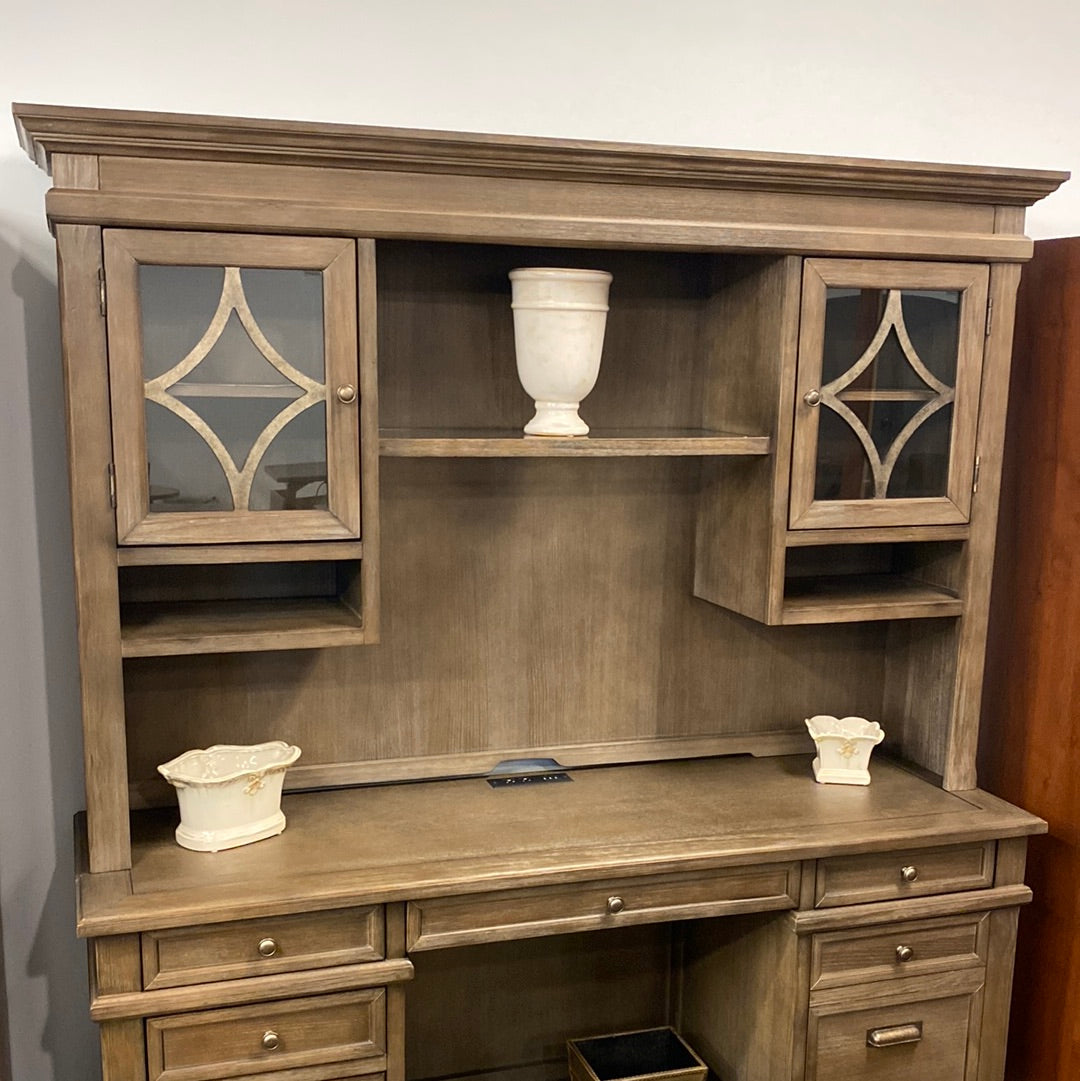 Desks – Office Furniture Factory